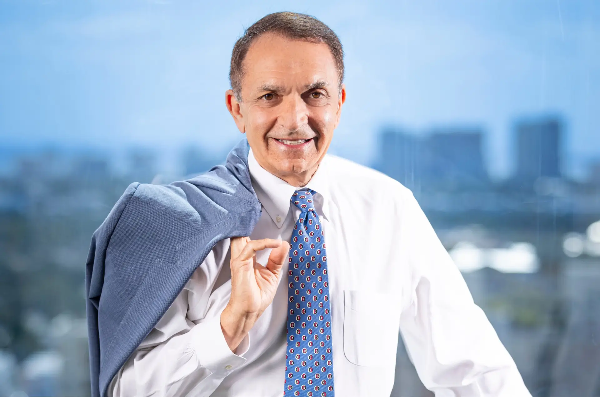 Mayor Trantalis Makes History While Forging Ahead - OCQ