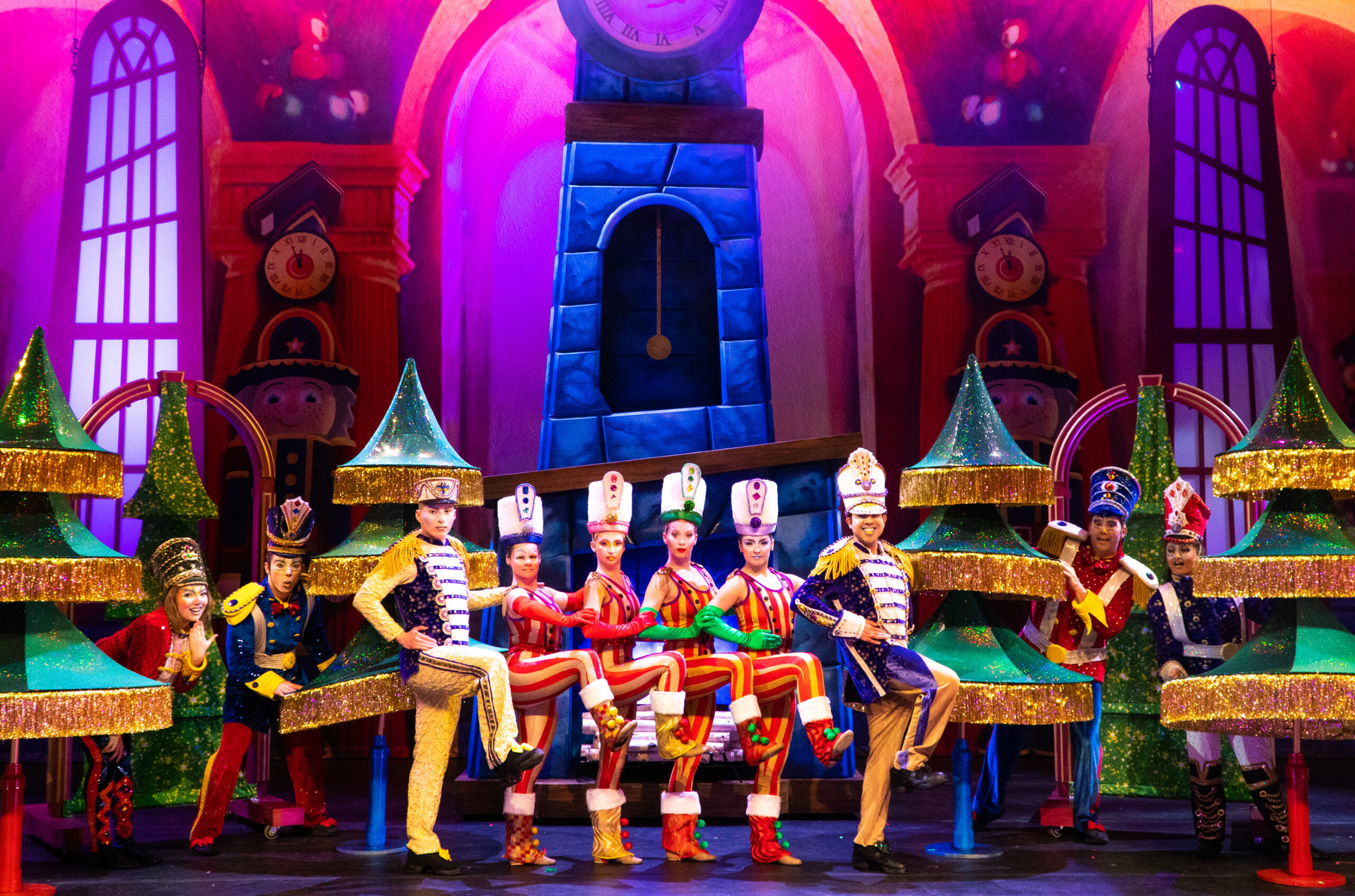 Cirque Dreams Holidaze Is Set to Illuminate The Kravis Center in ...