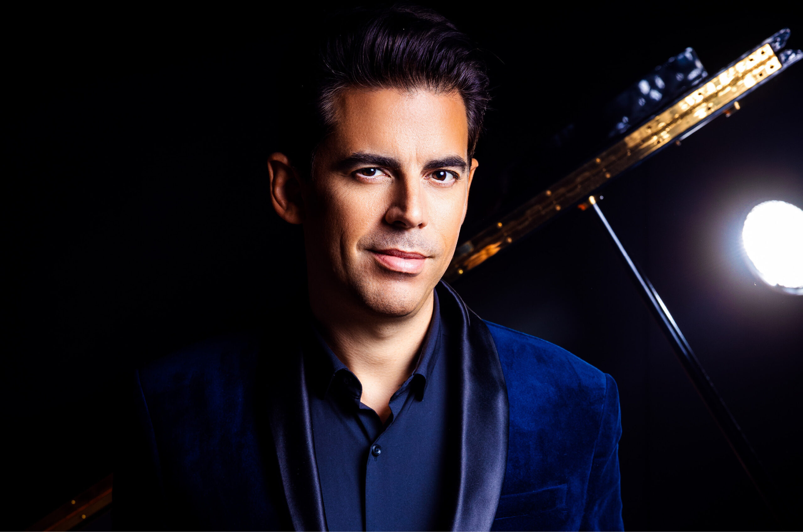 Tony DeSare Does It His Way - OCQ